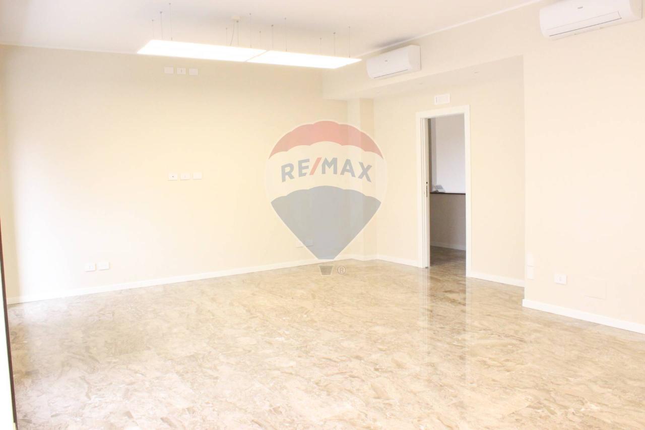 Ufficio in affitto a Busto Arsizio