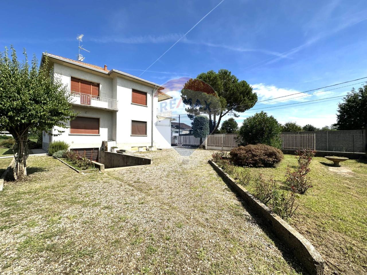 Villa in vendita a Cairate