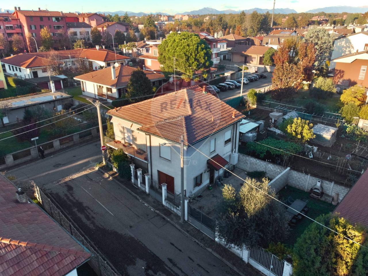 Villa in vendita a Rescaldina
