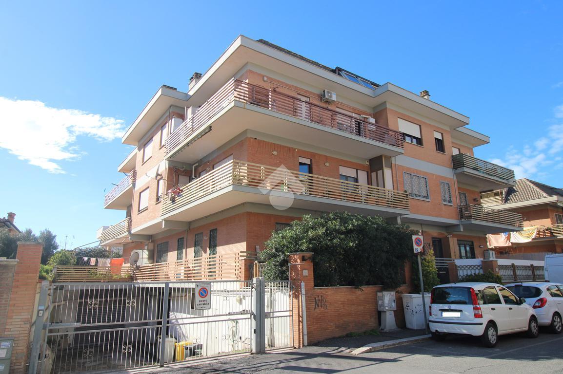 Appartamento in vendita a Pomezia