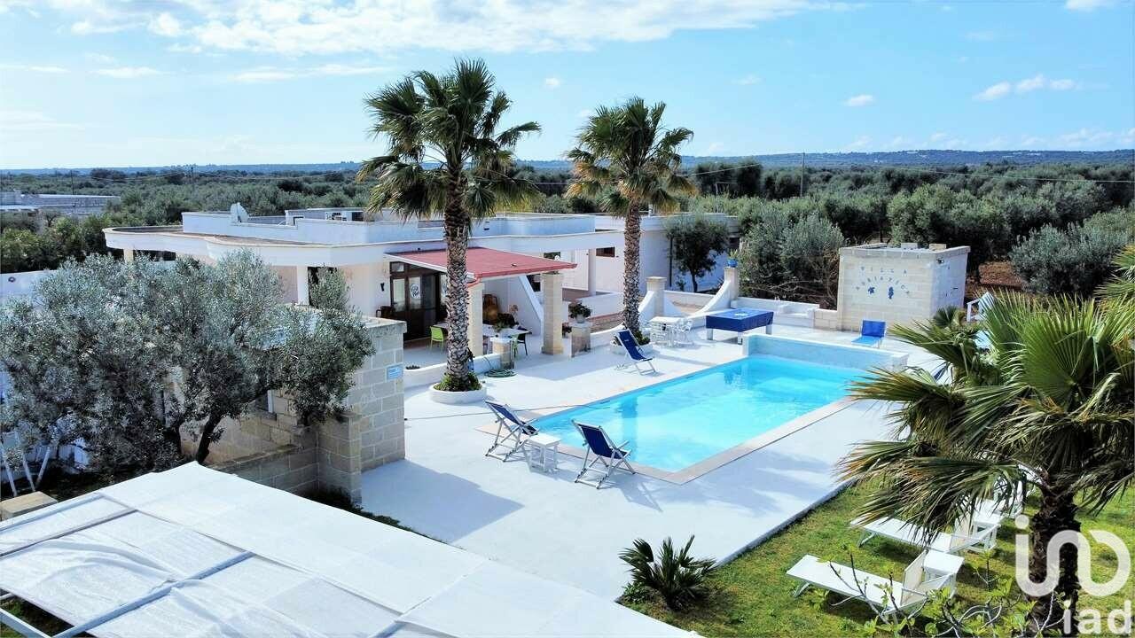 Villa in vendita a Carovigno