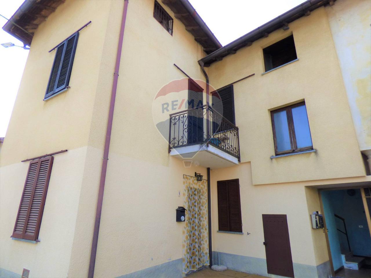 Appartamento in vendita a Leggiuno