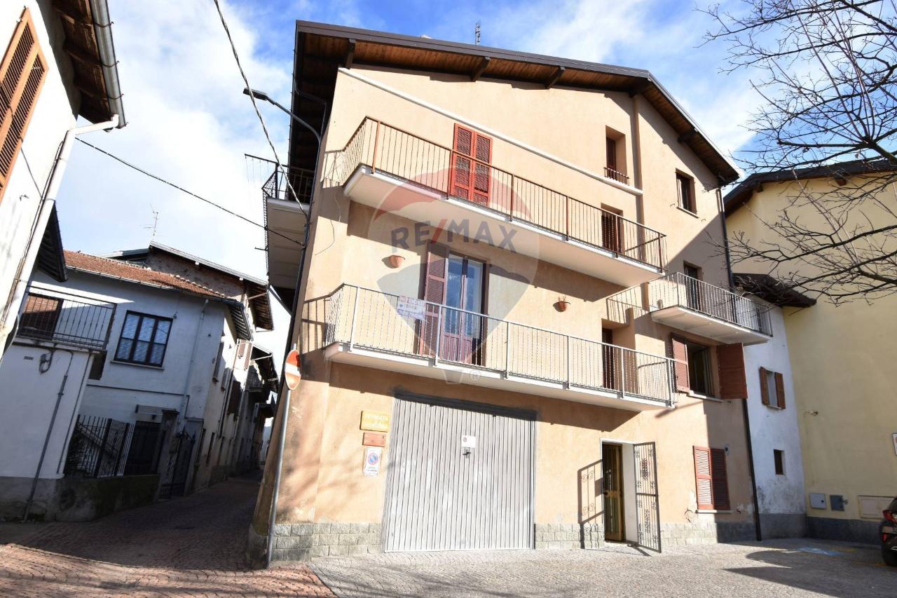 Casa indipendente in vendita a Luino