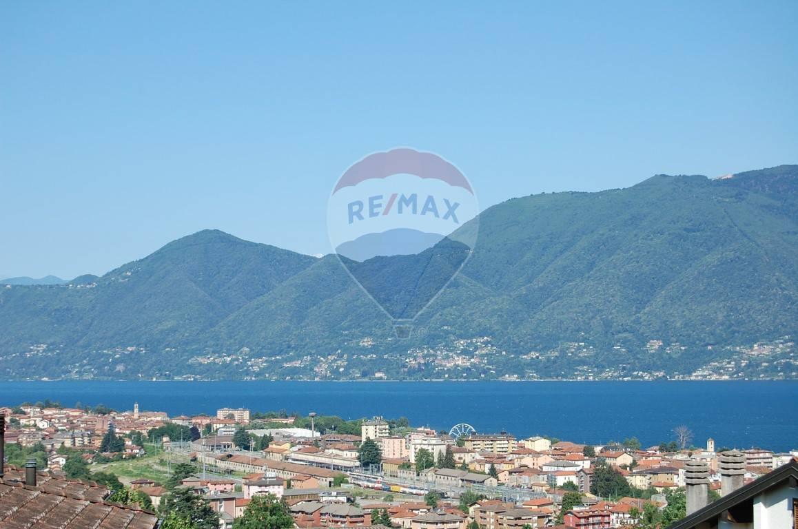 Villa in vendita a Luino