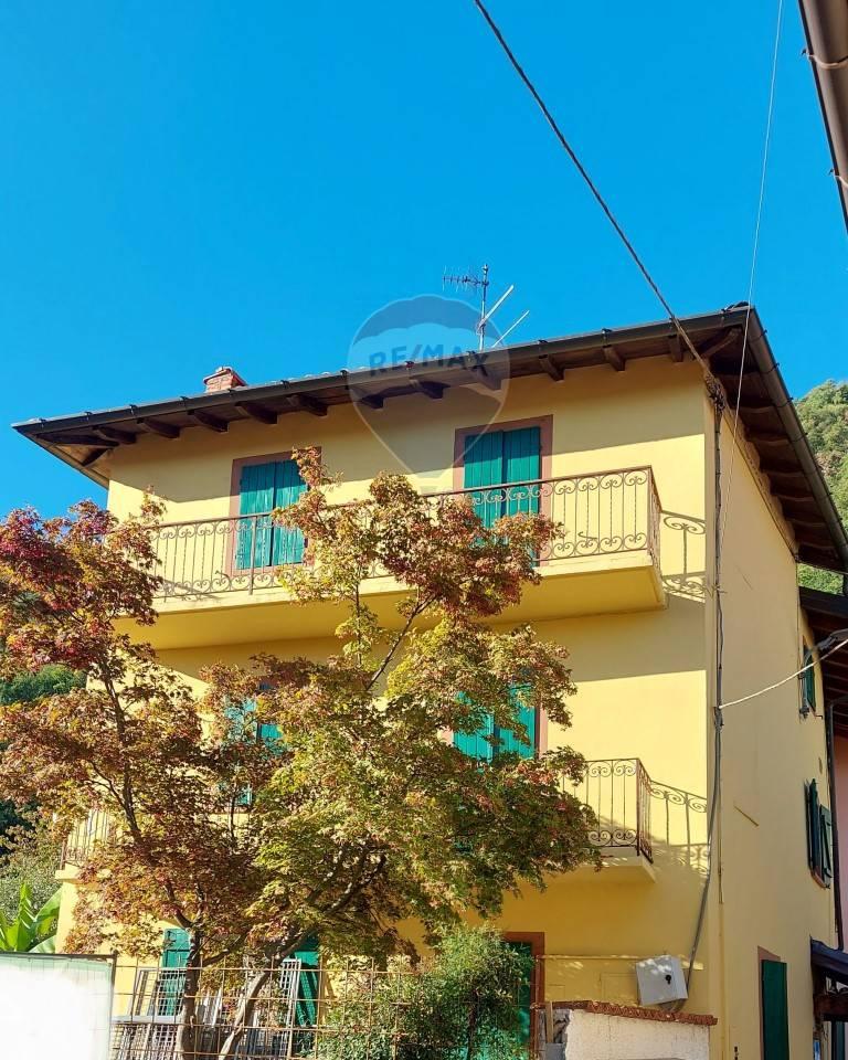 Casa indipendente in vendita a Cuveglio