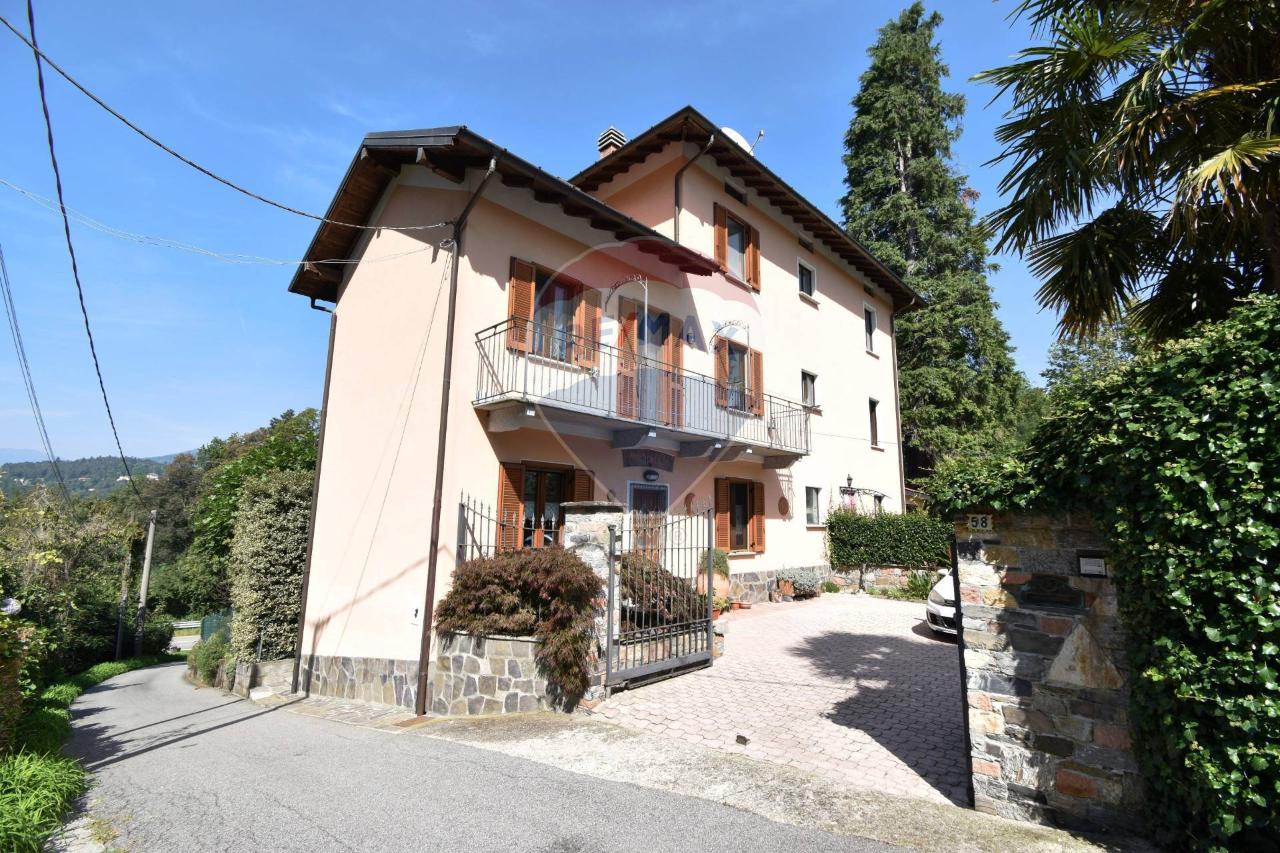 Casa indipendente in vendita a Luino