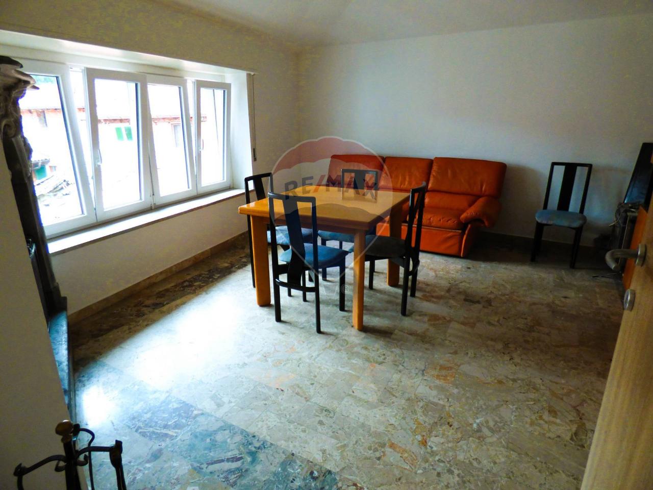 Appartamento in vendita a Castello Cabiaglio