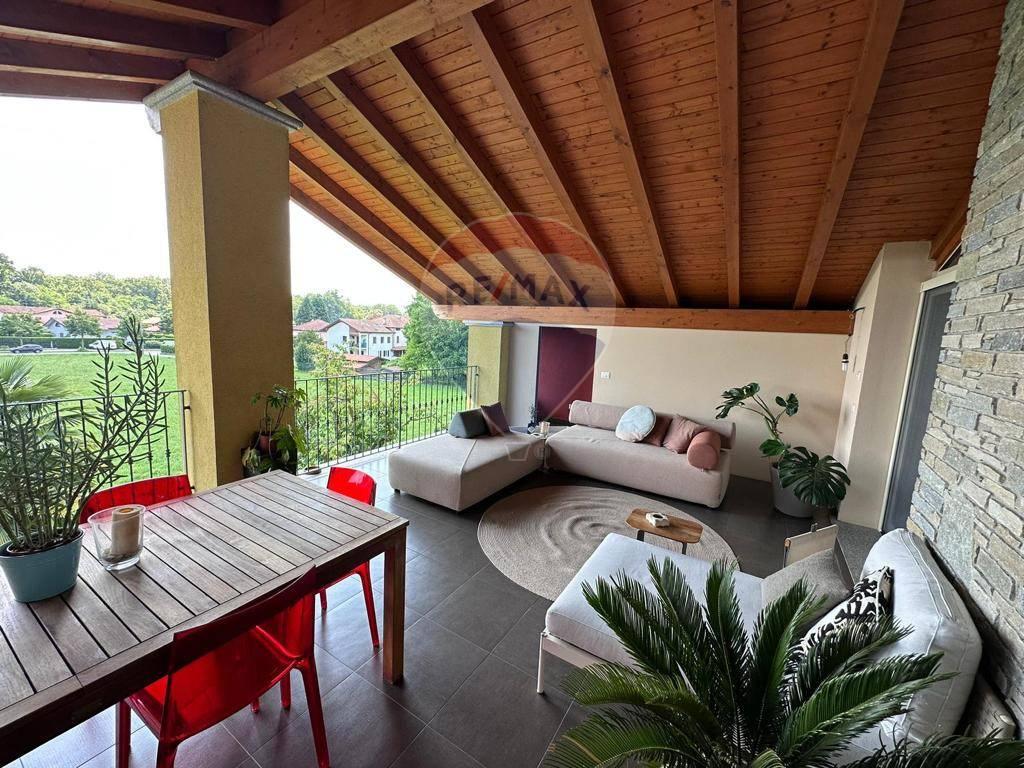 Villa in vendita a Ispra