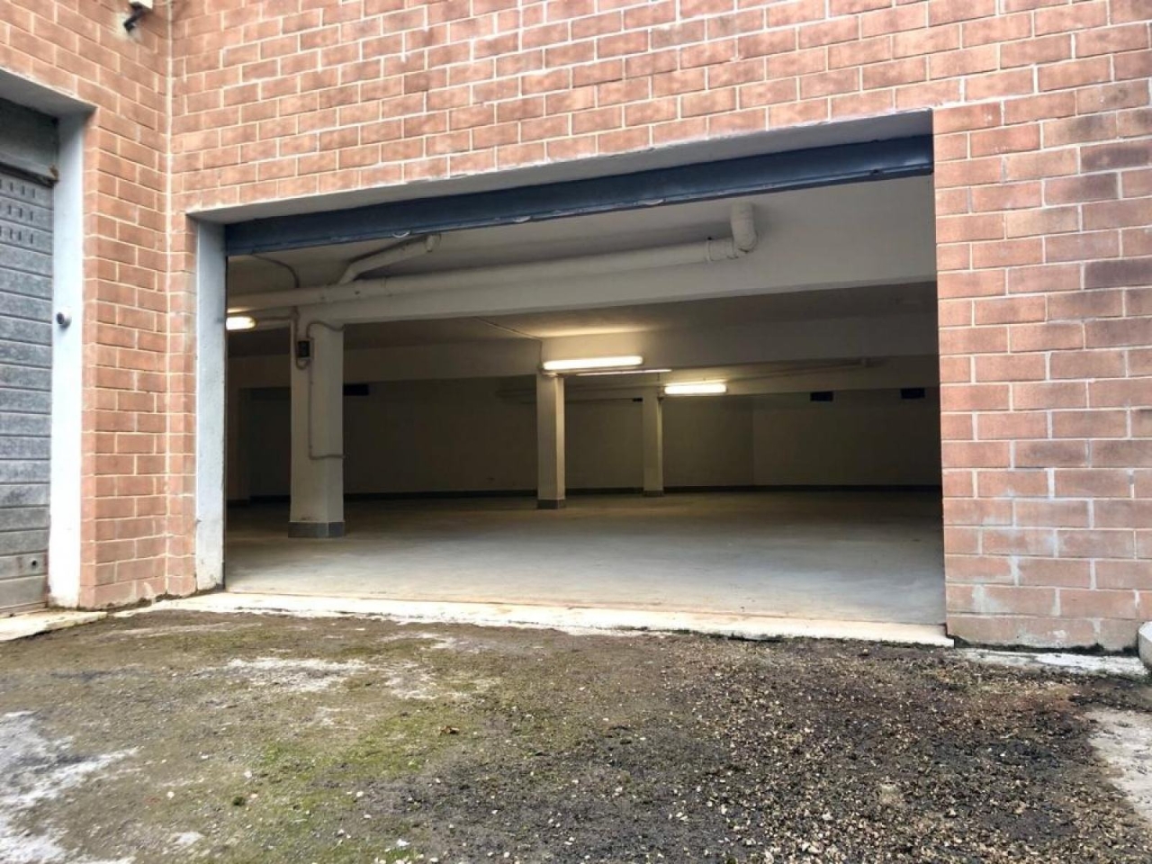 Magazzino in vendita a Roma