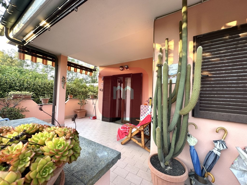 Villa quadrifamiliare in vendita a Roma