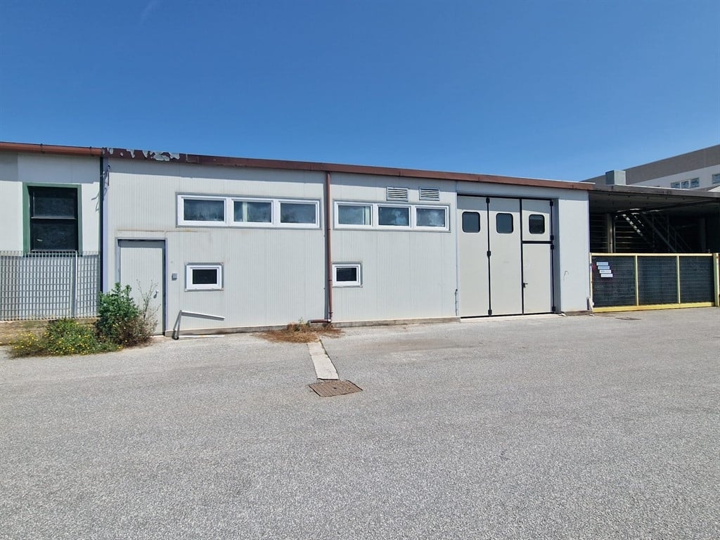 Capannone in affitto a Roma