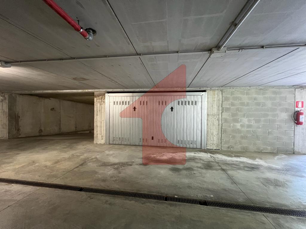 Garage in vendita a Parma
