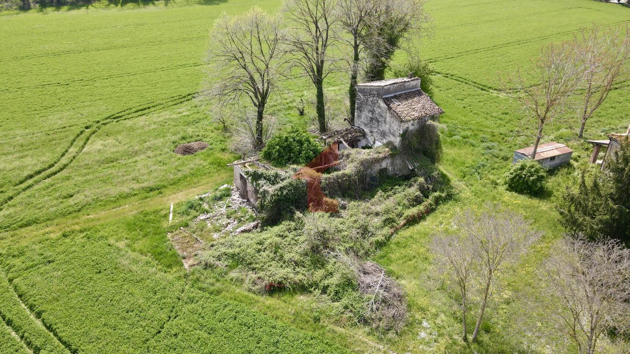 Rustico in vendita a Fontevivo