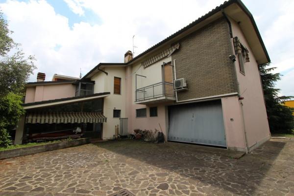 Villa in vendita a Grumello Del Monte