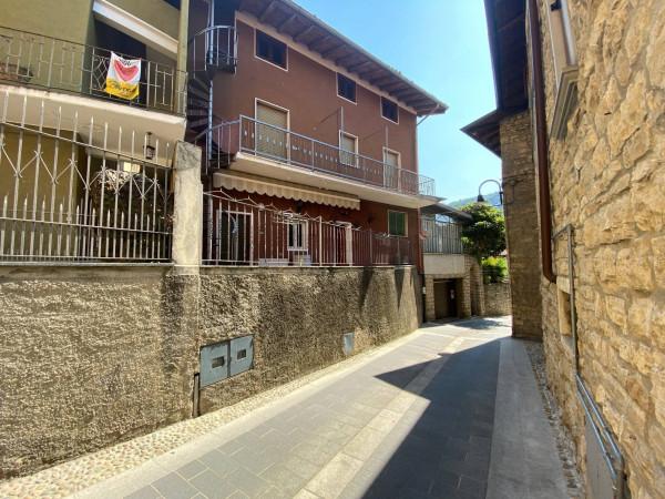 Casale in vendita a Carobbio Degli Angeli