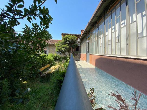 Ristorante in vendita a Carobbio Degli Angeli