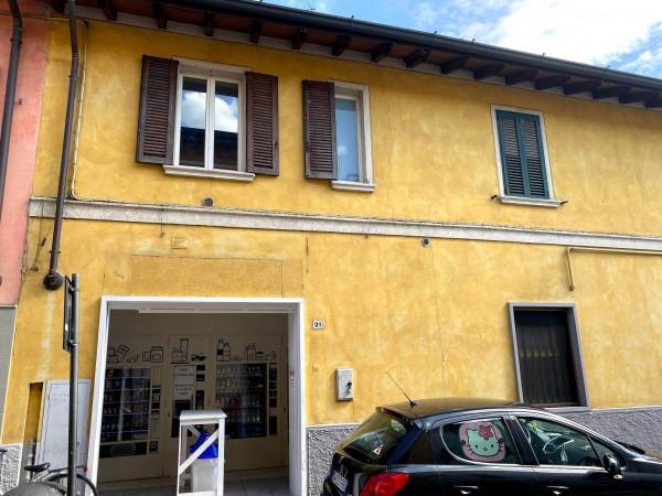 Negozio in vendita a Castrezzato