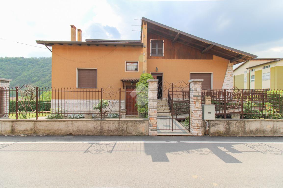 Villa in vendita a Sabbio Chiese