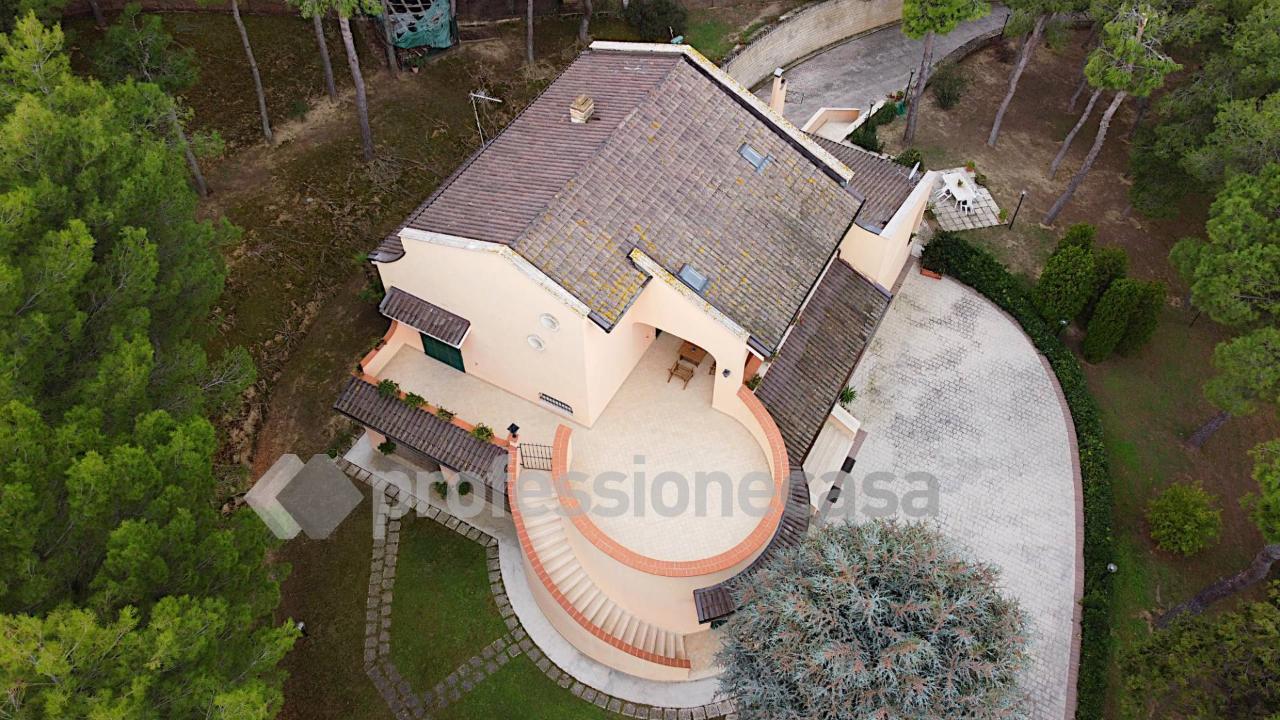 Villa in vendita a Civitanova Marche