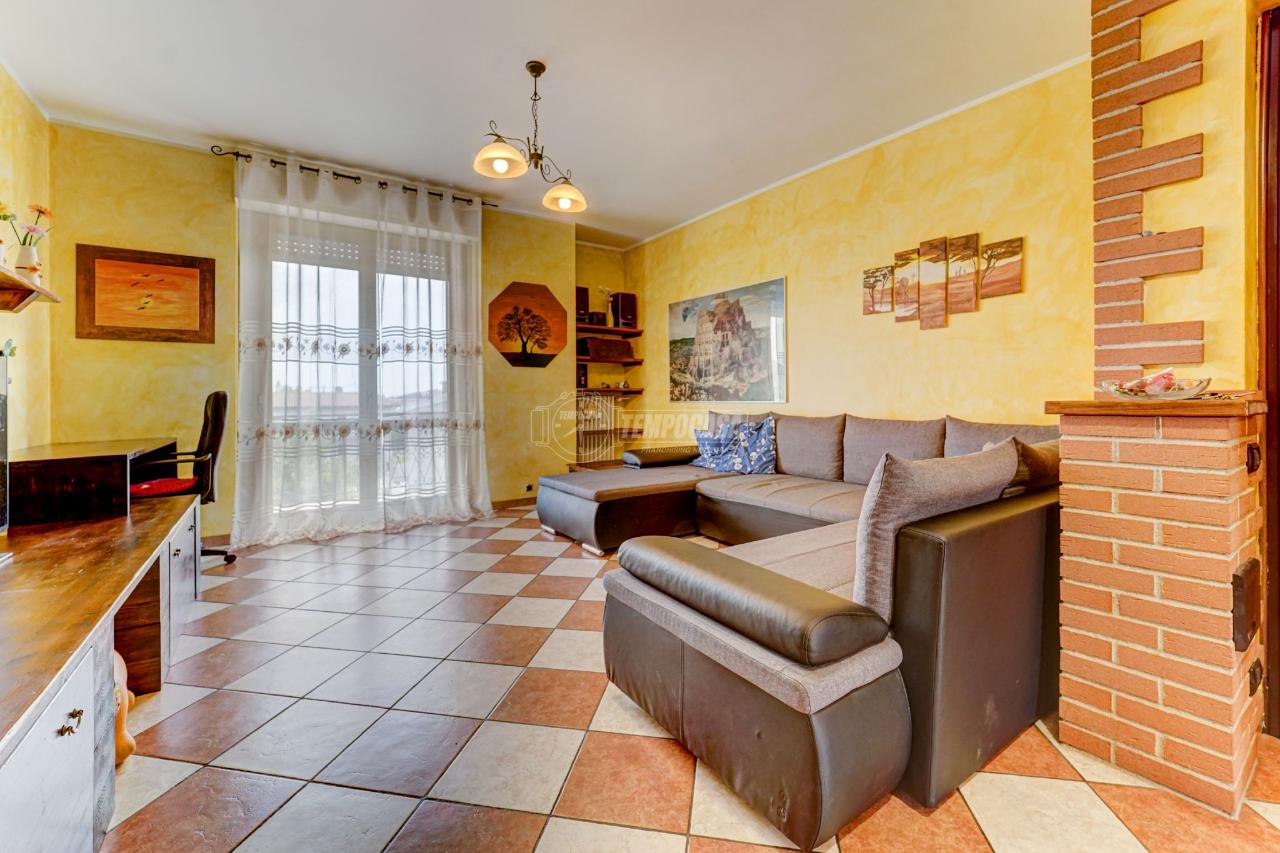 Appartamento in vendita a Cameri