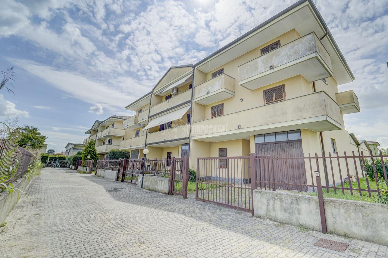 Villa a schiera in vendita a Galliate