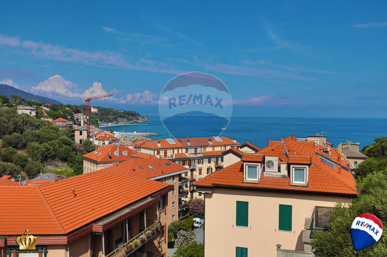 Appartamento in vendita a Celle Ligure