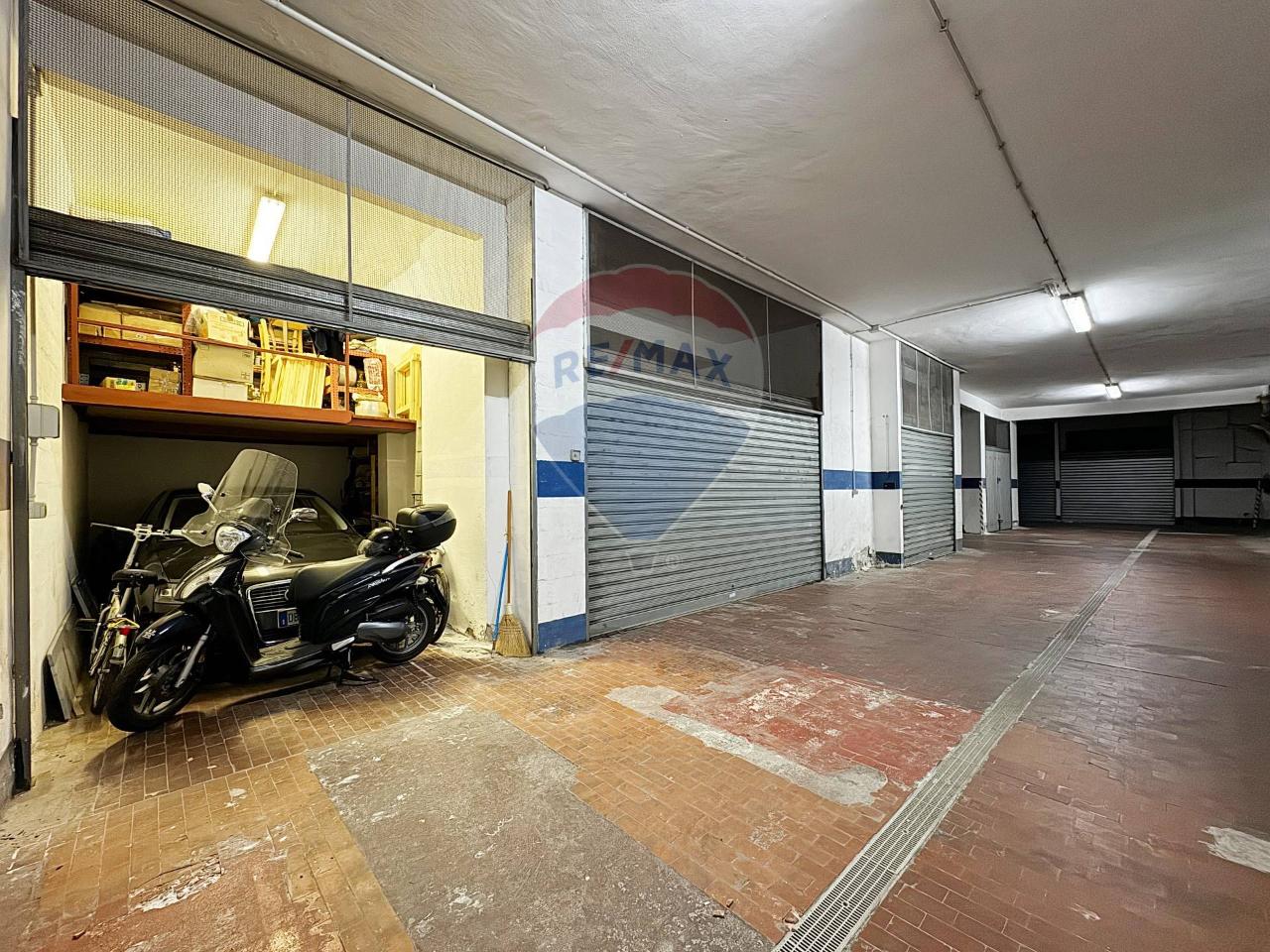 Box in vendita a Genova