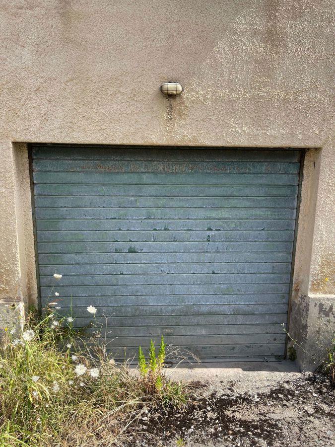 Box in vendita a Minturno