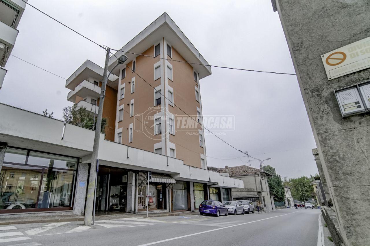 Appartamento, Angera