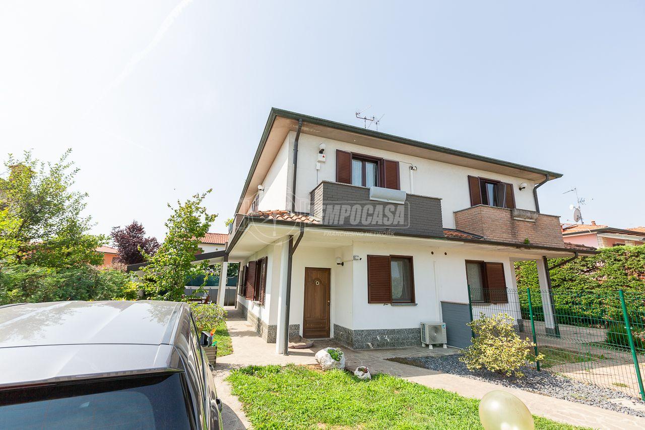 Villa a schiera in vendita a Arzago D'Adda