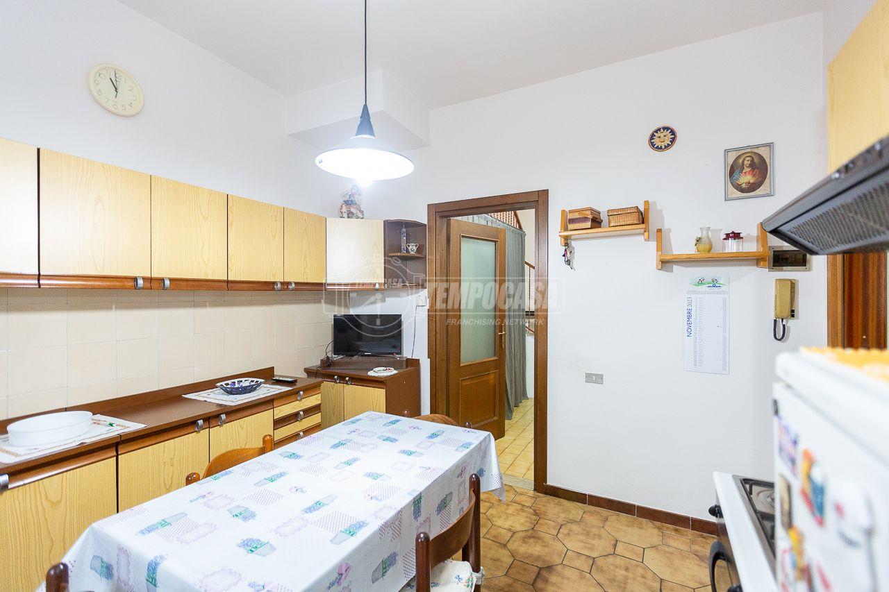 Appartamento in vendita a Arzago D'Adda