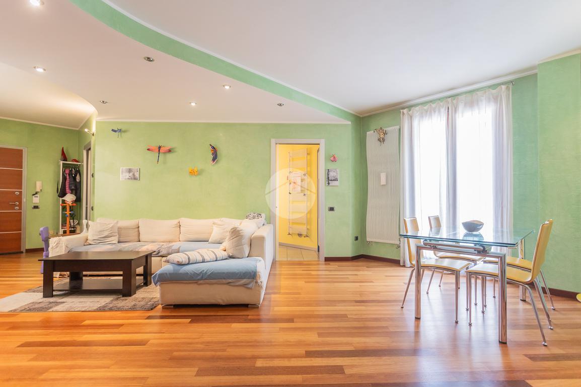 Appartamento in vendita a Vedano Al Lambro