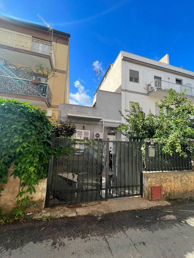 Appartamento in vendita a Palermo