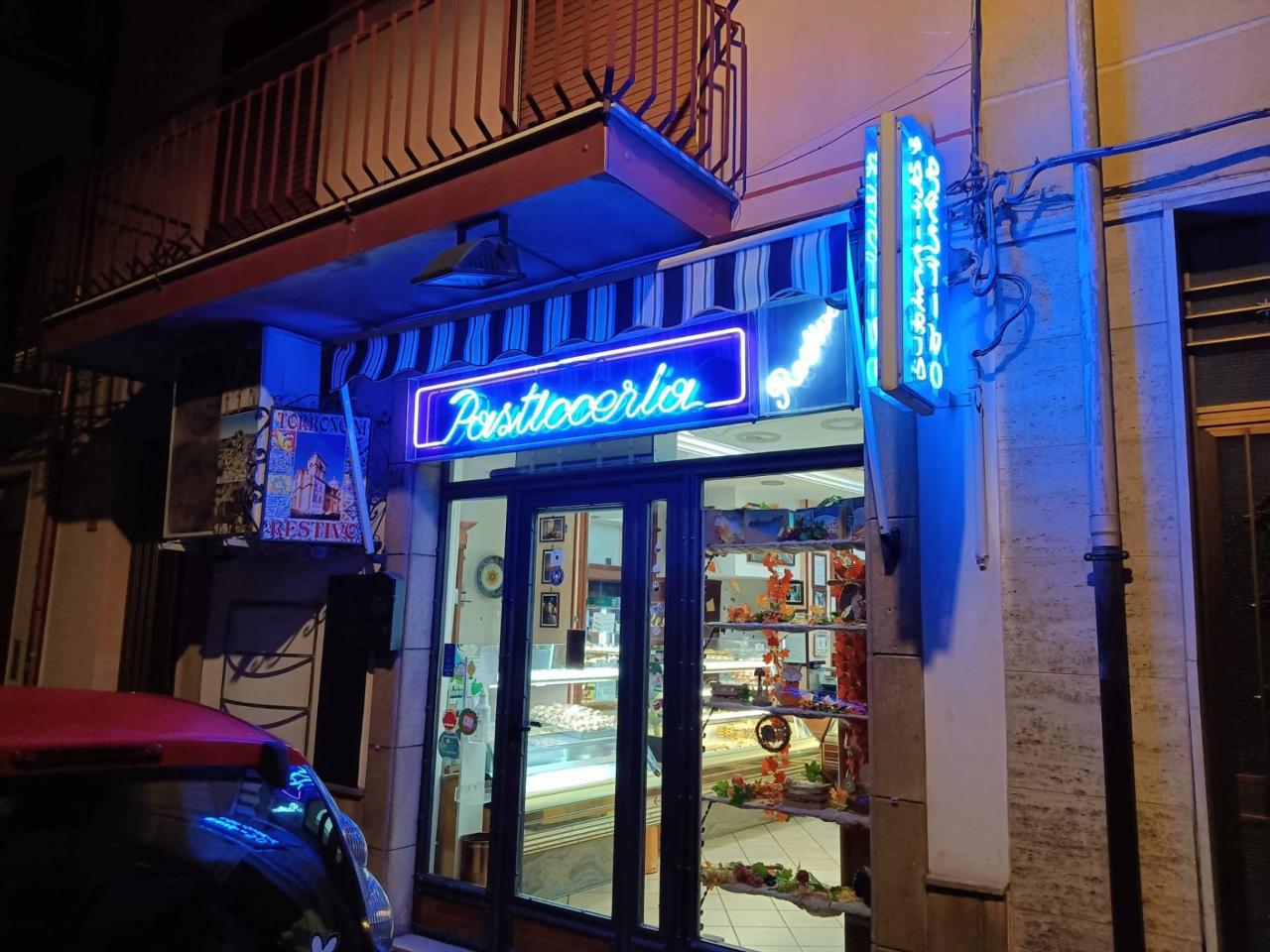 Esercizio commerciale in vendita a Piazza Armerina