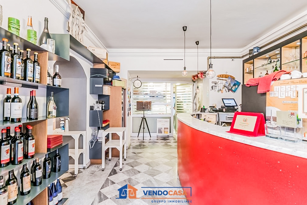 Bar - Ristorante in vendita a Massa