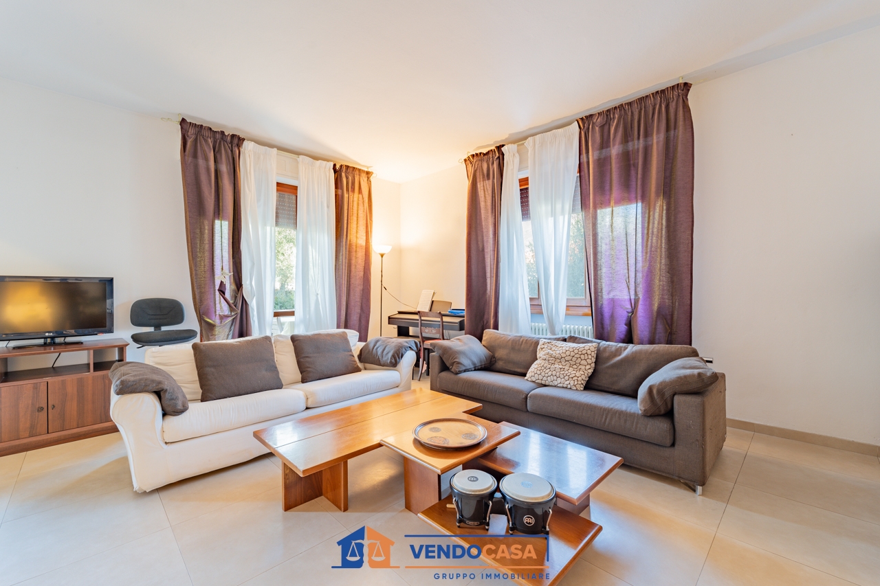 Villa in vendita a Massa