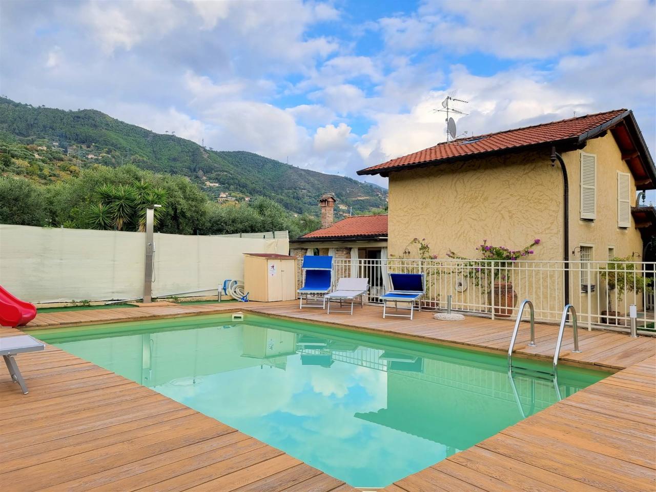 Villa in vendita a Pietrasanta