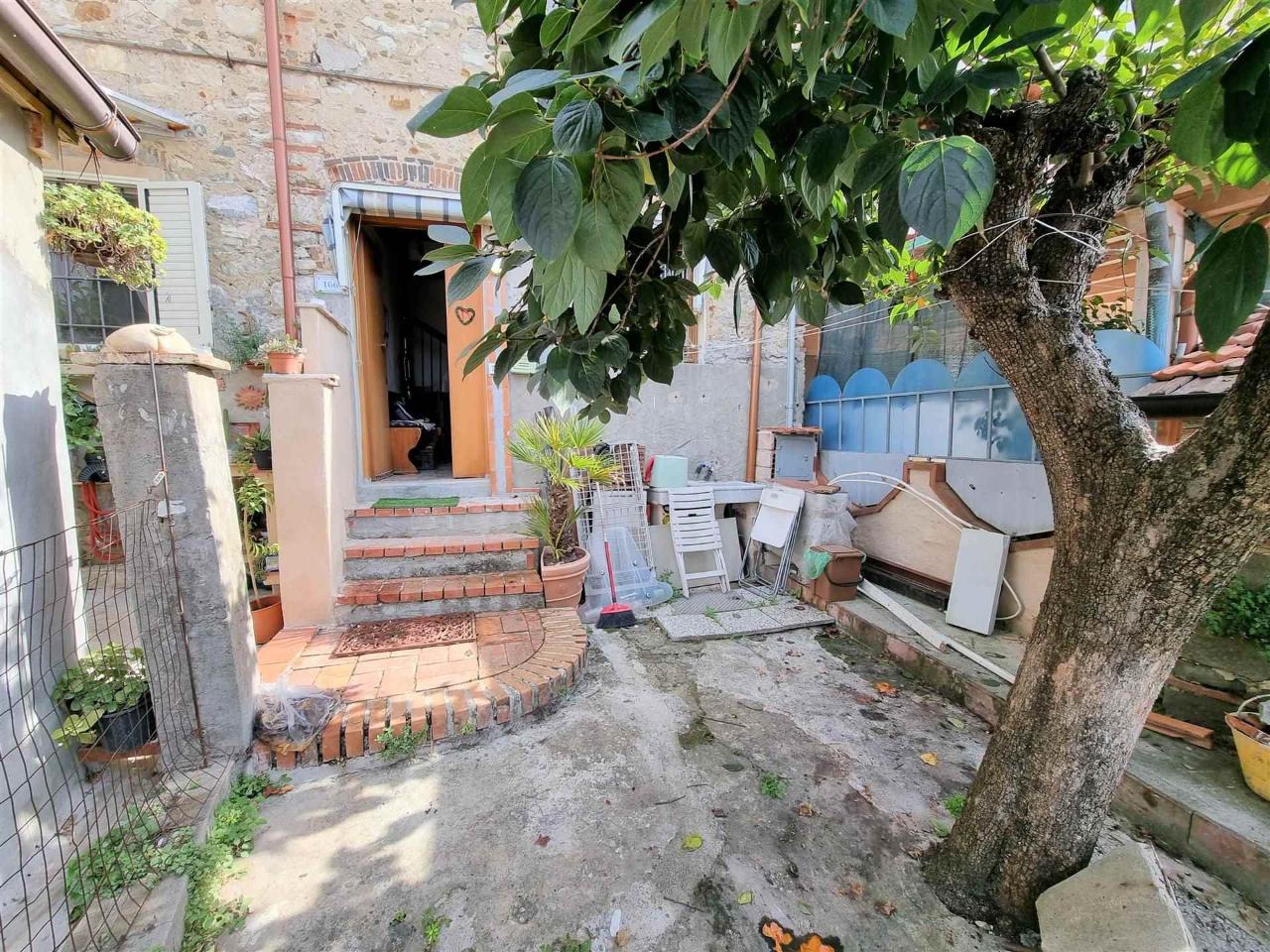 Terratetto in vendita a Massarosa