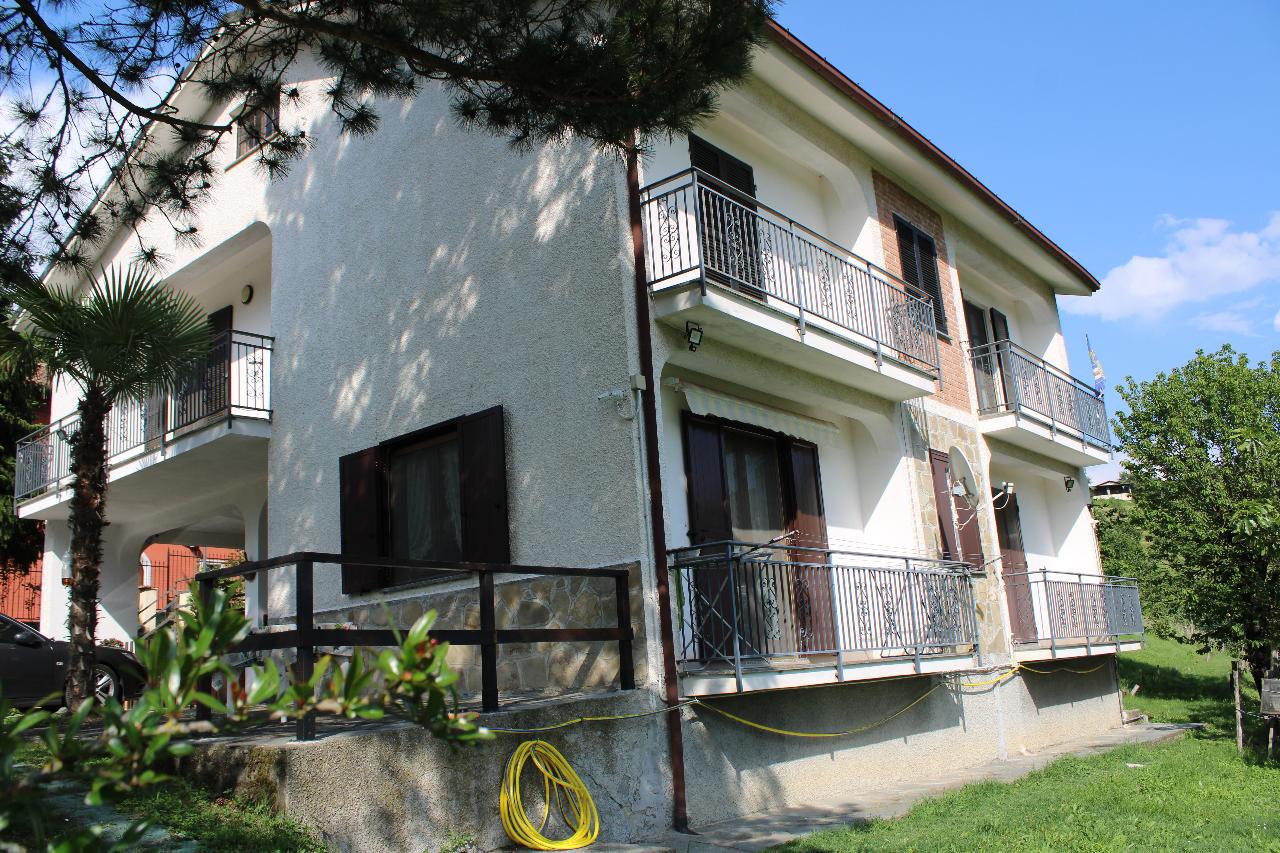 Villa in vendita a Mombaldone