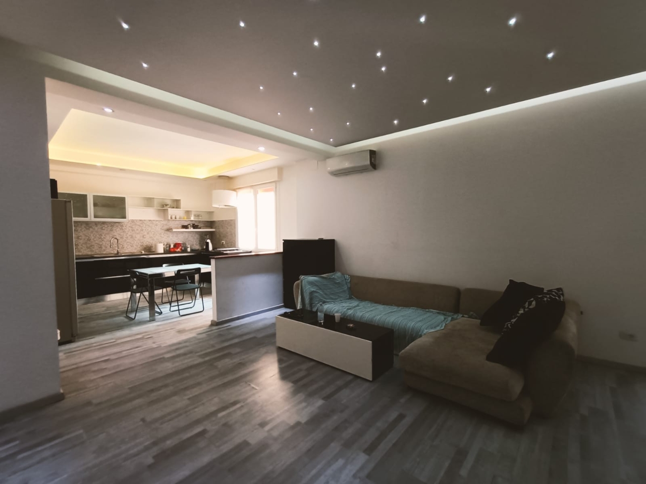 Appartamento in Via C. Lorenzo Cesanelli 2, Falconara Marittima