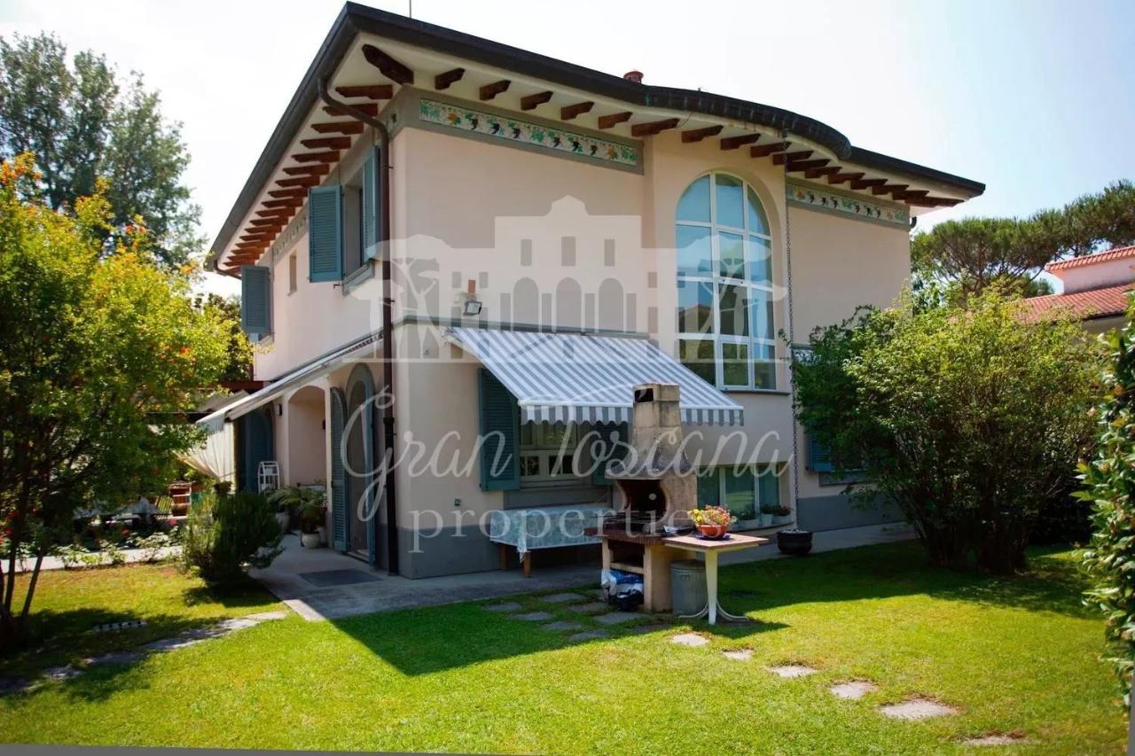 Villa in affitto a Forte Dei Marmi