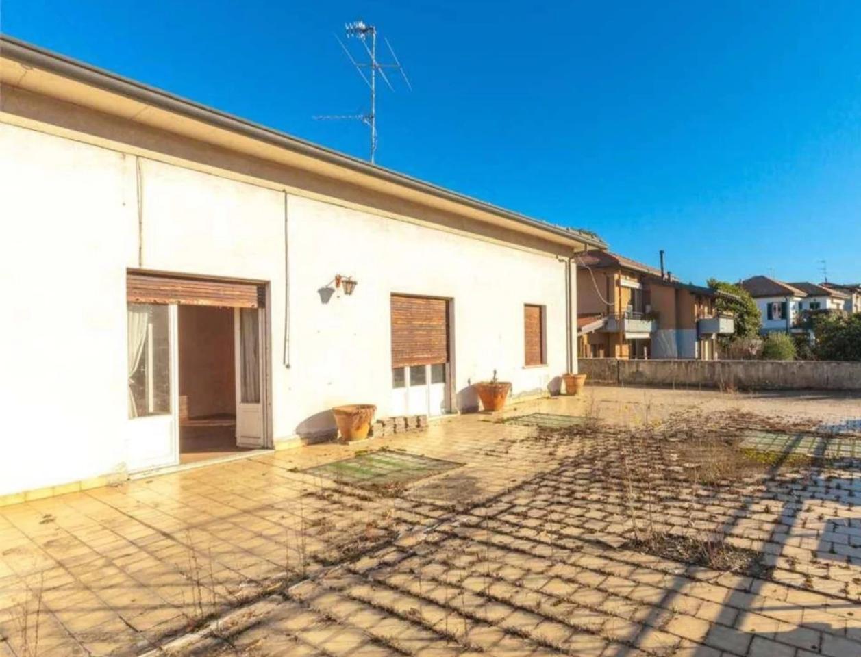 Villa in vendita a Varese