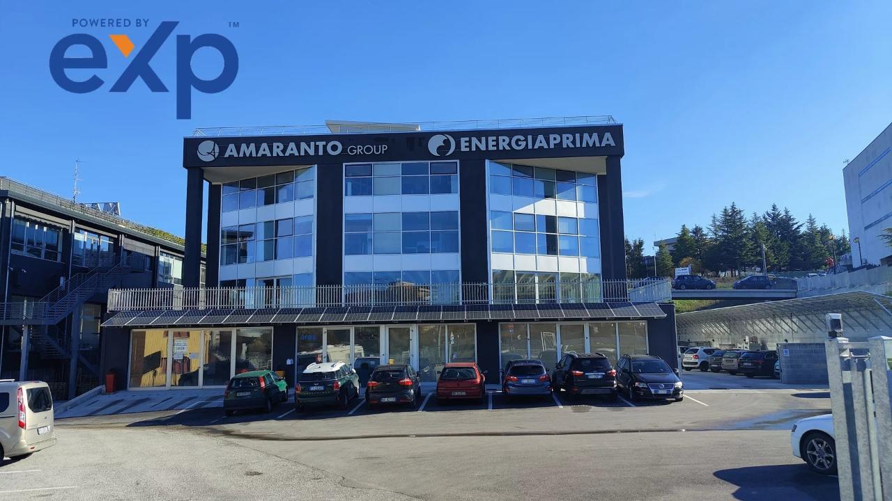 Locale commerciale in affitto a Campobasso