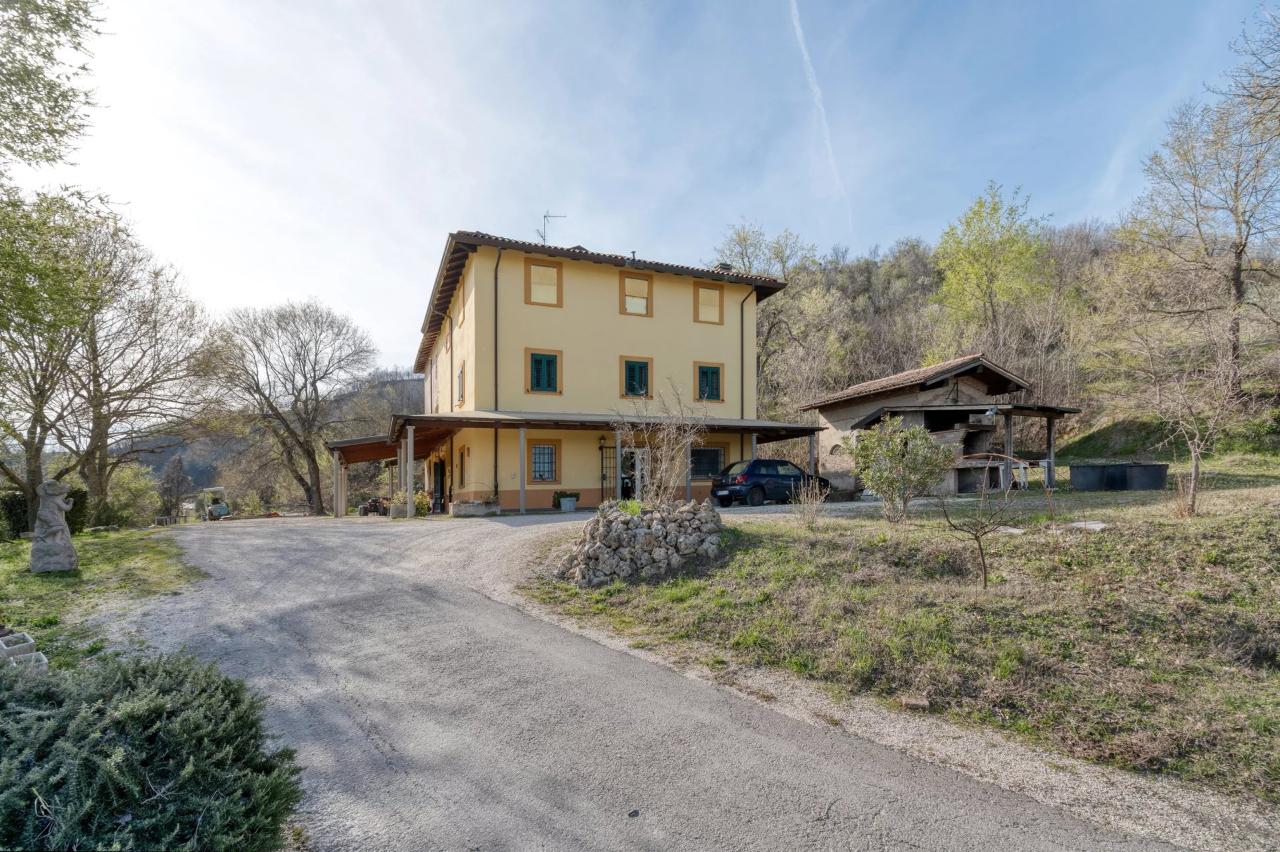 Casa indipendente in vendita a Pianoro