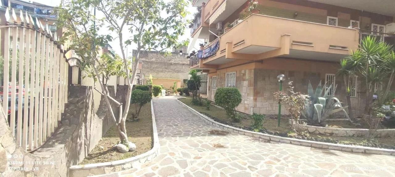 Appartamento in vendita a Napoli