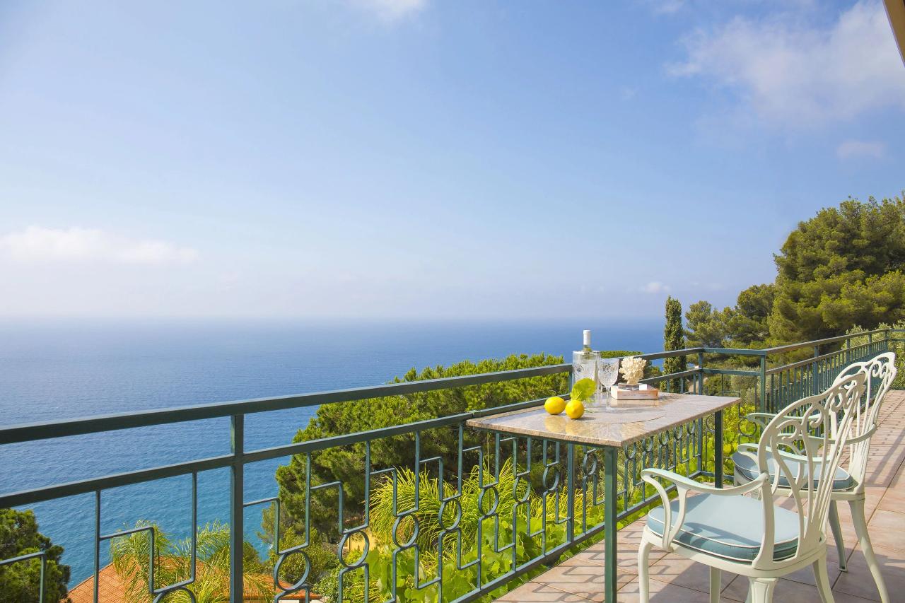 Villa in vendita a Cervo