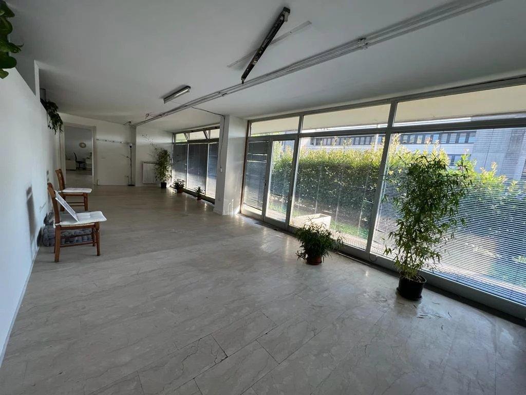 Magazzino in affitto a Varese