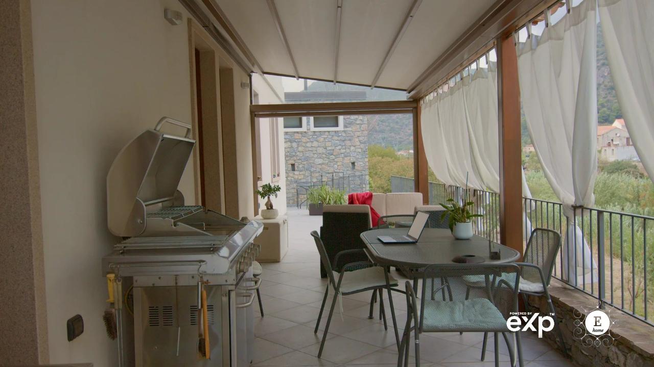 Villa in vendita a Cisano Sul Neva