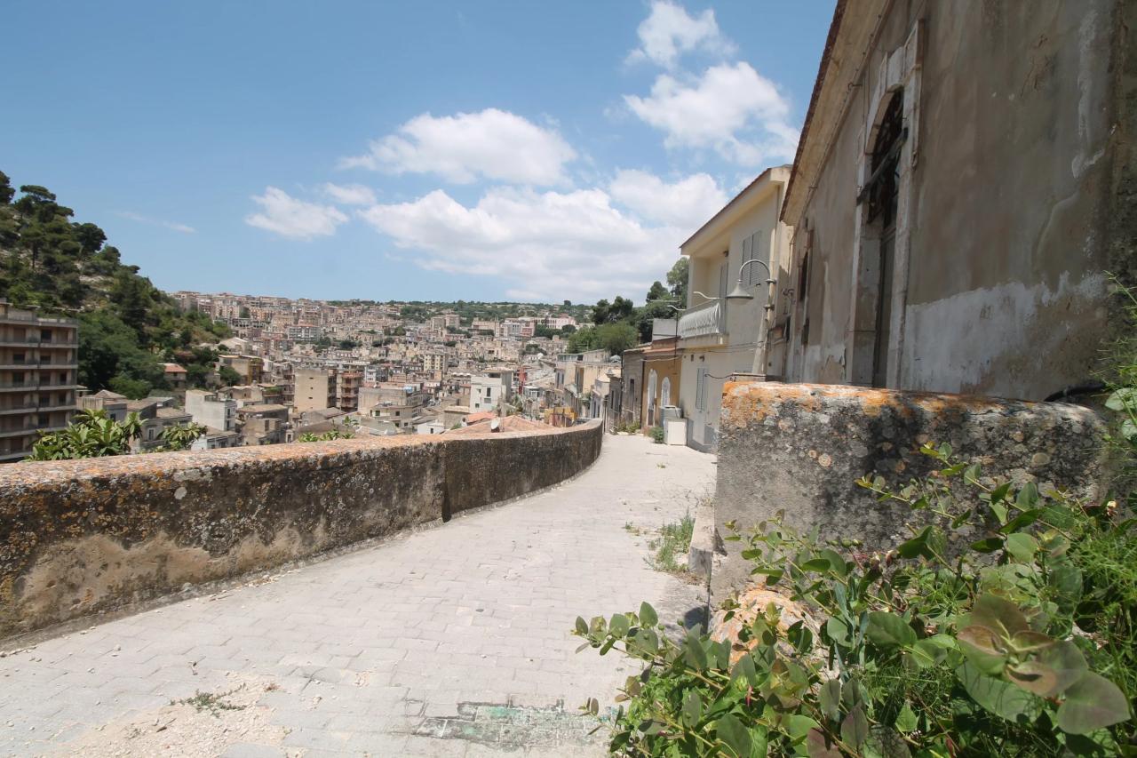 Casa indipendente in vendita a Modica