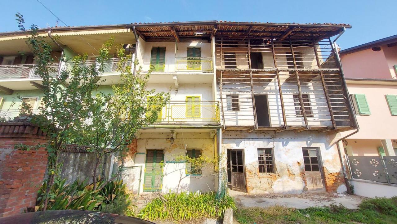 Rustico in vendita a Caravino